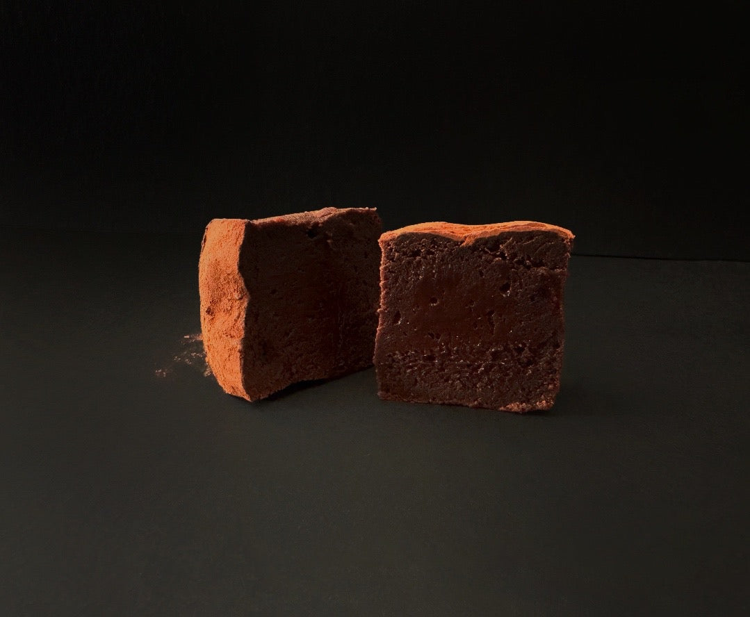 Mini Moelleux au Chocolate (Mini Chocolate Cake) – Milla Chocolates